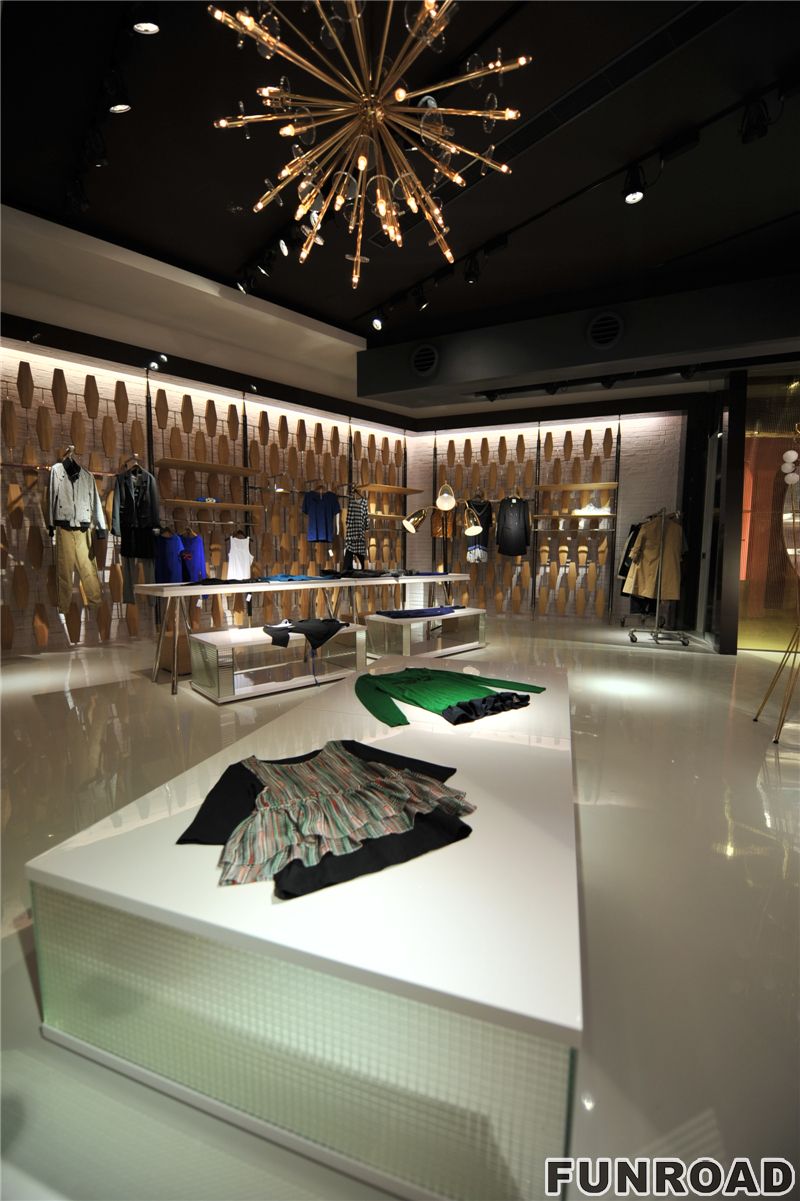 New Retail Showcase Cabinet for Clothing Store Decoration | Funroadisplay