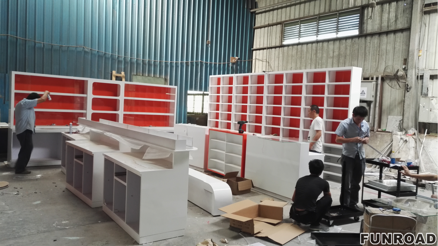 Customized Wooden Phone Display Showcase for Retail Phone Store ...