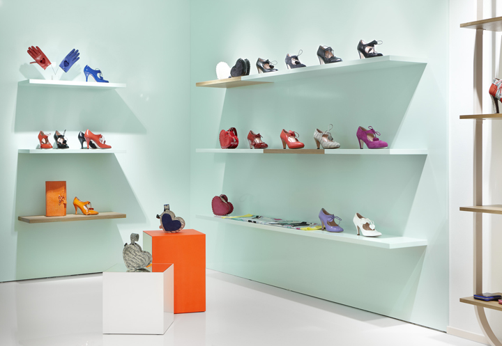 Wooden Shoes Display Rack for New Open Store Interior Design ...