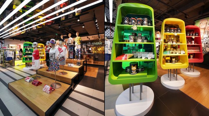 Wood suitcase and shelf for bag display clothing display racks for bag ...