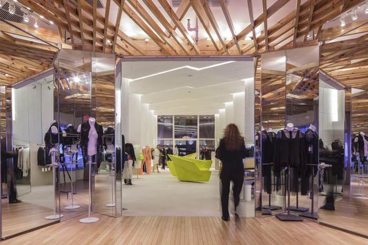 Customized Wooden Display Showcase for Clothing Flagship Store ...