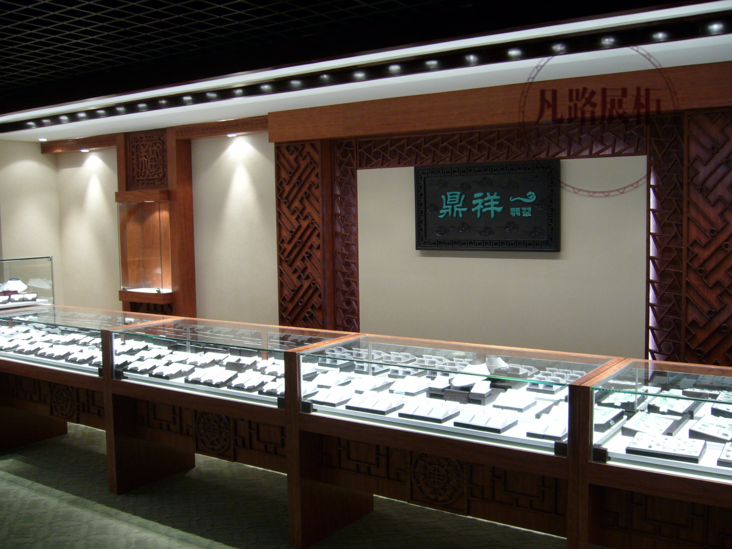 Customized high-end wooden jade display cabinet, fan lu 15 years of ...