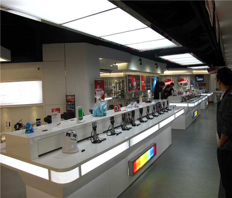 custom accessories store display design cell phone showcase