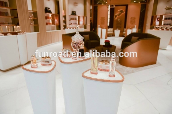 New Style Bright Cosmetic Showcase Counter for Perfume Display ...