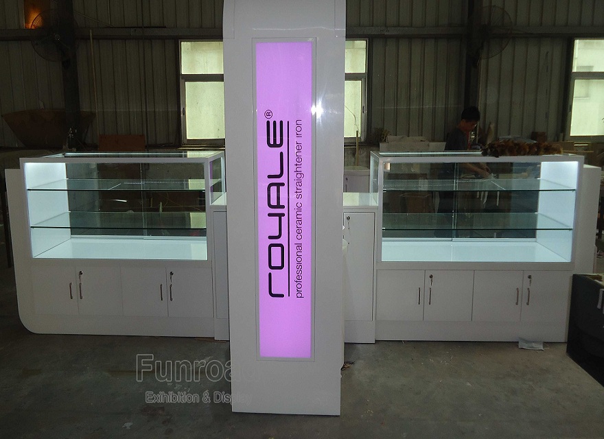 New Cosmetic Showcase for Shopping Mall Decoration | Funroadisplay