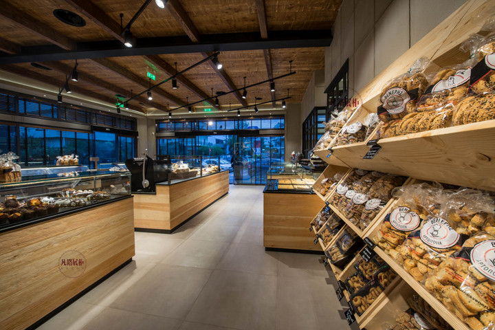 Customized Bread Display Showcase for Bakery Shop Decor | Funroadisplay