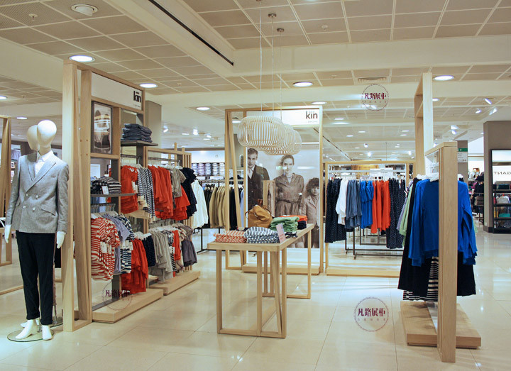 Luxury Customized Clothing Display Showcase for Shop Decoration ...