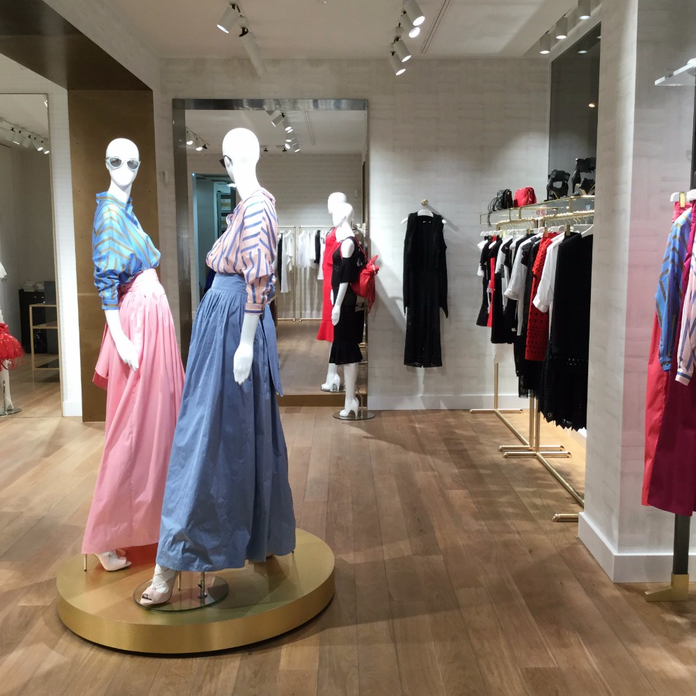 Golden Decorated Metal Clothes Display Rack for Retail Clothing Store ...