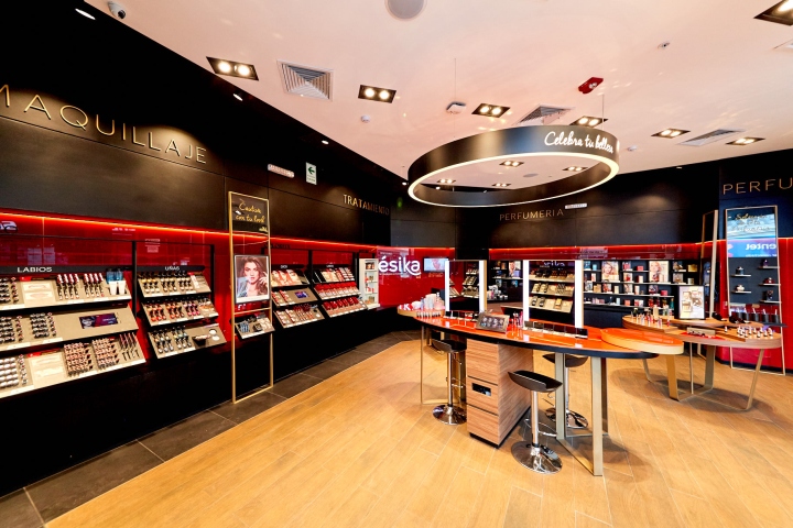Retail Cosmetic Showcase for Makeup Store Interior Design | Funroadisplay